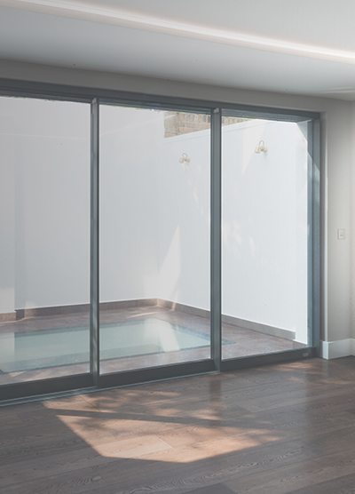Structural Glass | HDB London | SW6 | Fulham | Builders | Refurbishments